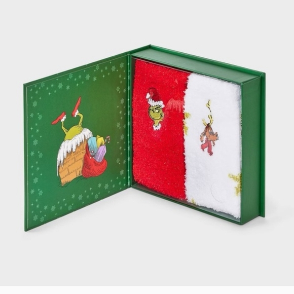 Dr. Seuss | Accessories | Dr Seuss Grinch Fuzzy Socks In Collectible ...